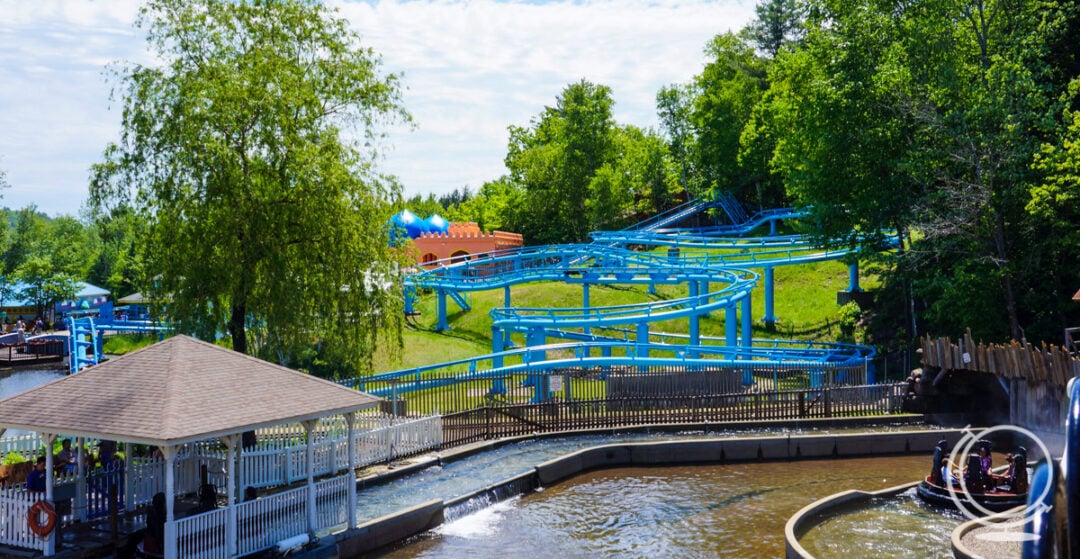 Must-Haves For Your Theme Park Packing List - Family Travel Magazine