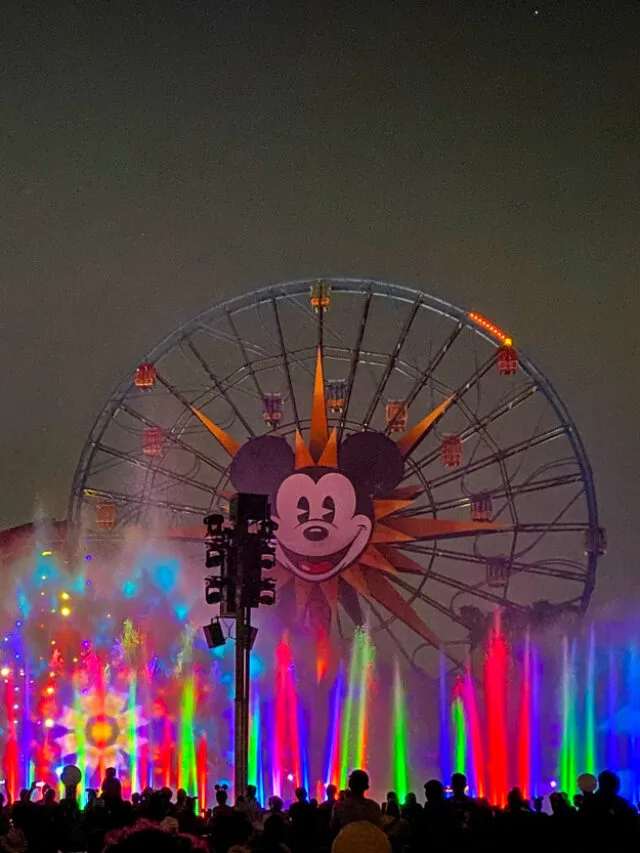 Disneyland World of Color Tips and Dessert Party Review - Family Travel ... Disneyland World of Color Tips and Dessert Party Review - Family Travel ...