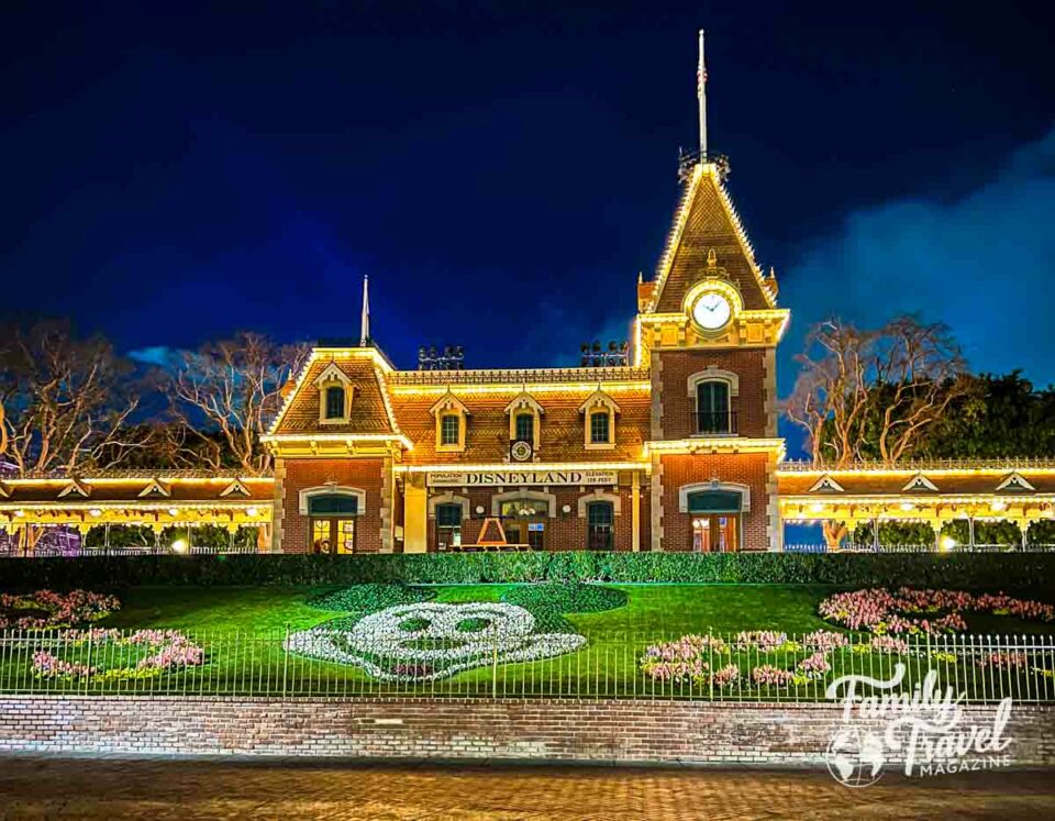 Park Hopping Guide at Disneyland - Family Travel Magazine